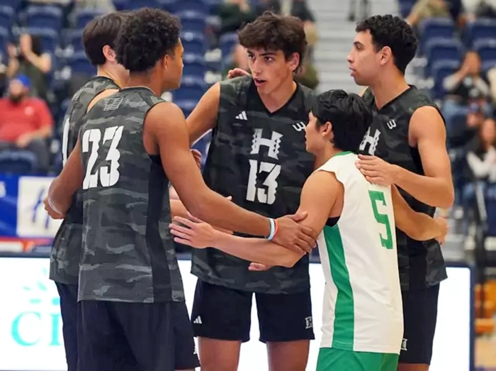 Kristiyan Titriyski shines in Hawaii's victory over Queens